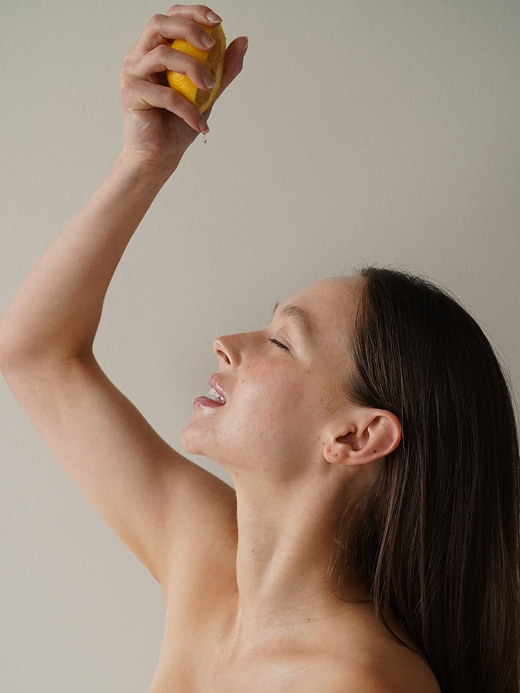 Feeling Dull? – Squeeze Skin